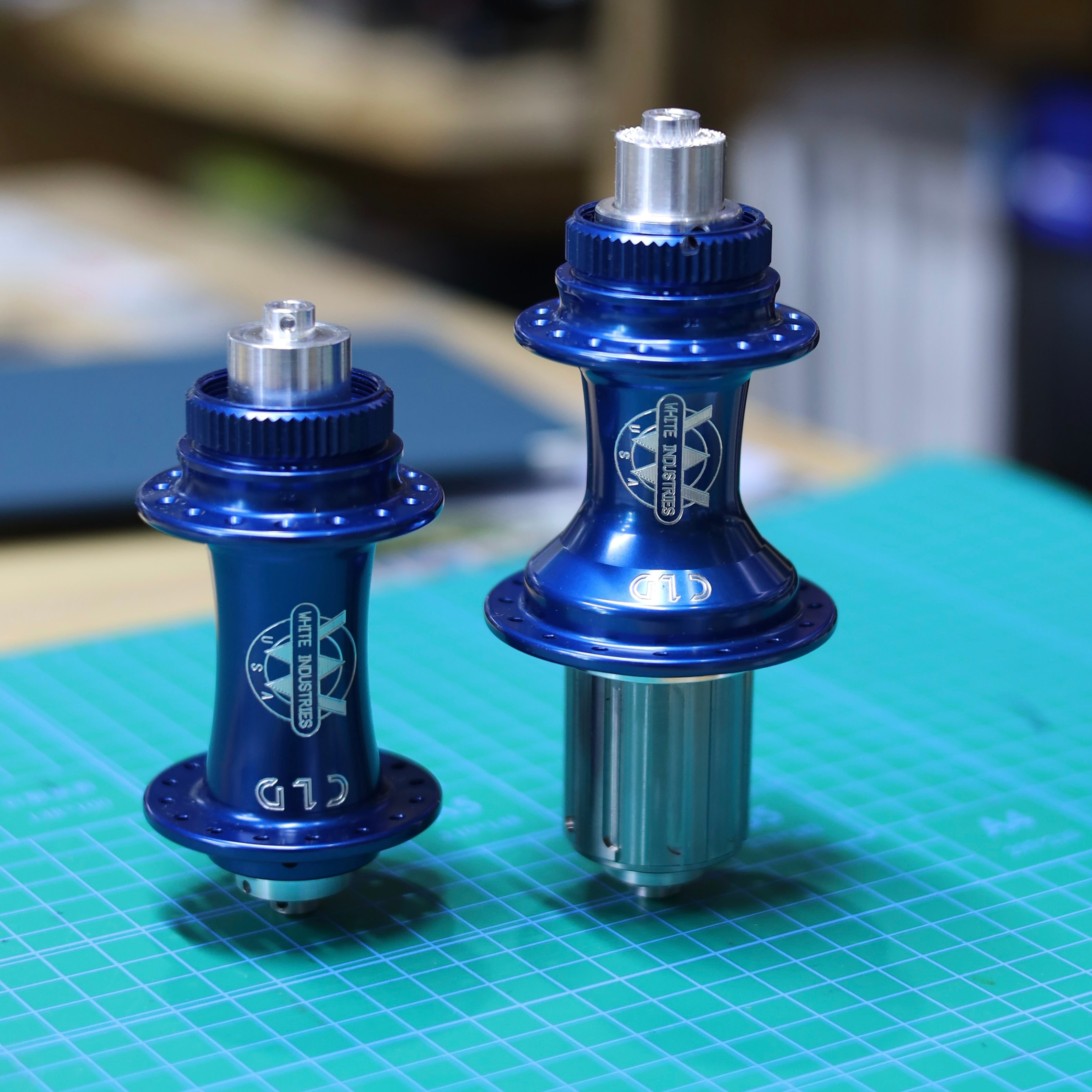 WHITE INDUSTRIES CLD Center lock Disc 前後セット 32H クイック式 – エレファントサイクル